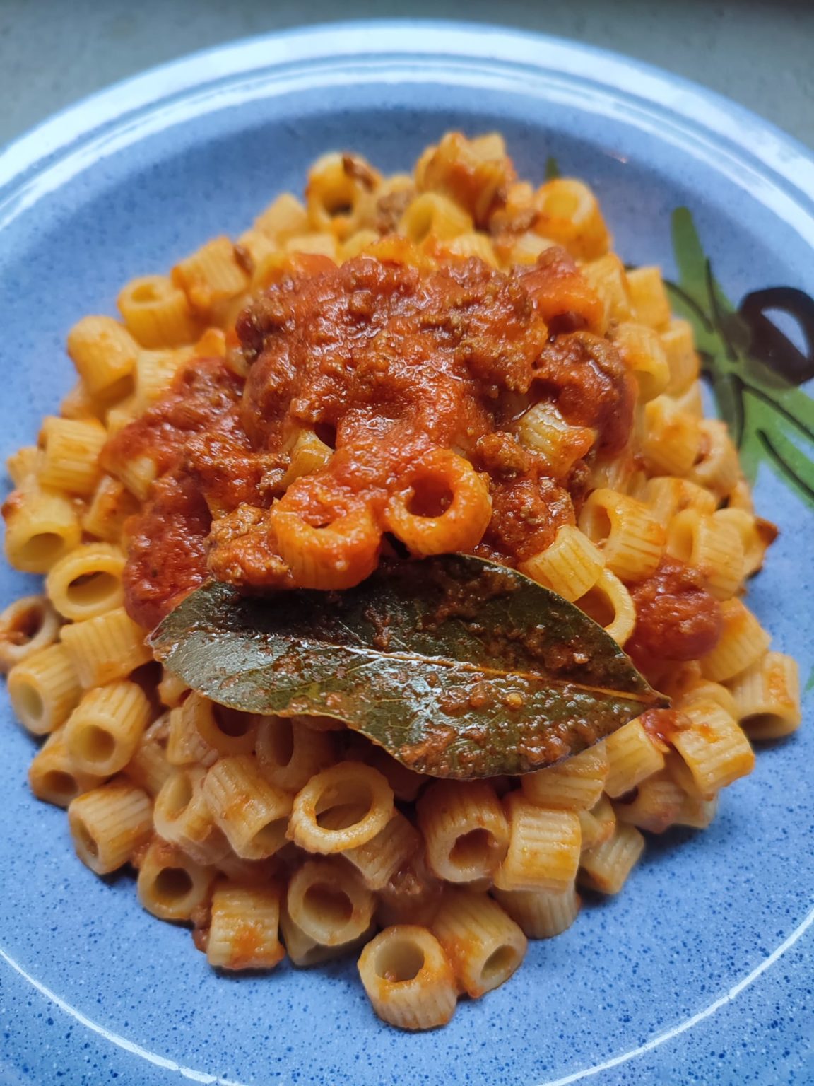 Makarouna bel salsa: la pasta tunisina col sugo piccante - altratunisia.it