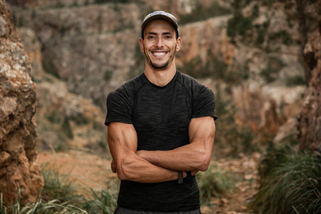 Mohamed Fakhri, a piedi 2.200 km da nord a sud della Tunisia in 76 ...